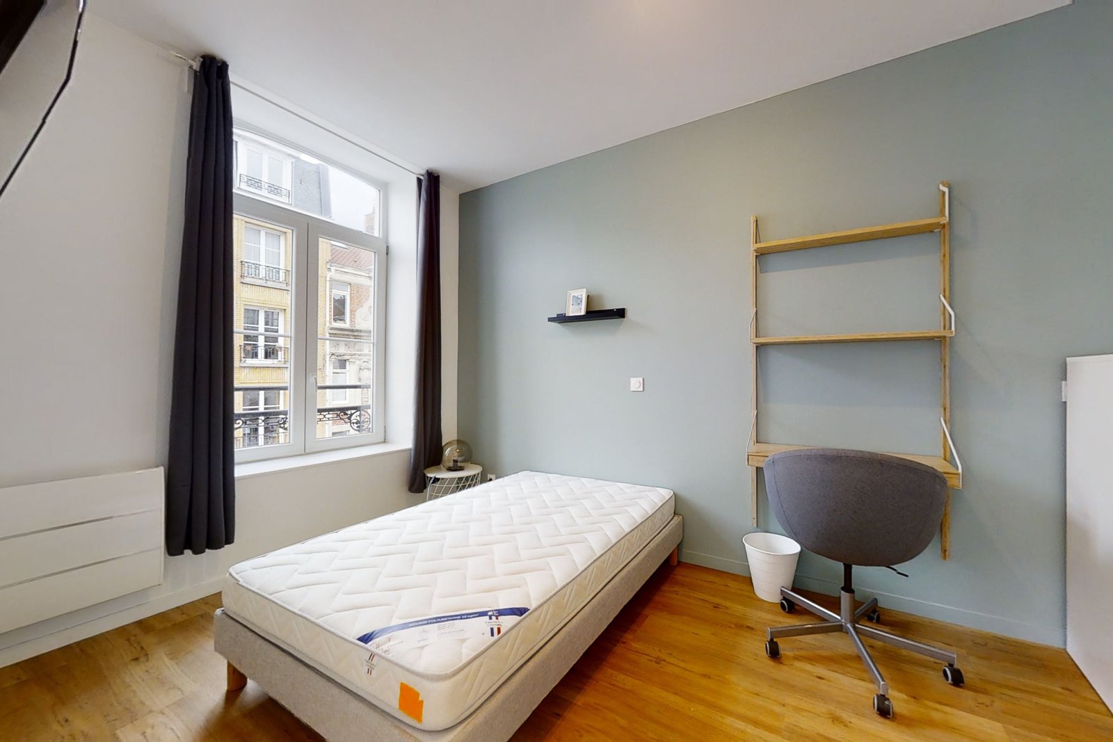 Magnificent shared room of 13 m² with private bathroom – Colocation City