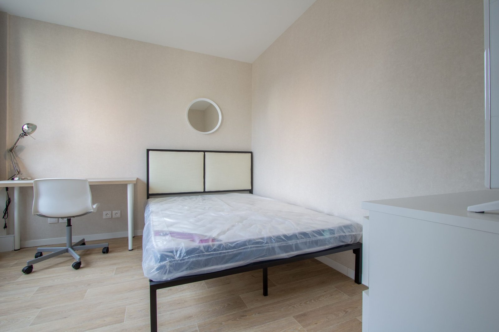 Fully furnished and equipped double room of 10 m². – Colocation City